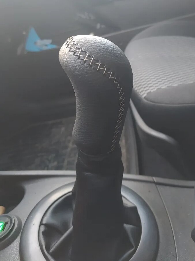 Оплетка на ручку КПП Renault Megane