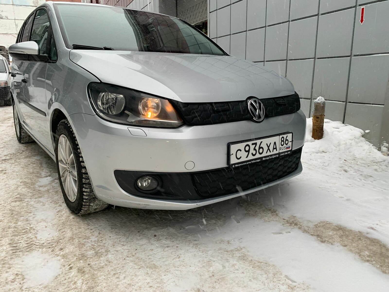 Утеплитель радиатора Экономия топлива Volkswagen Polo Фольксваген Поло (2009 - 2015) кармашки