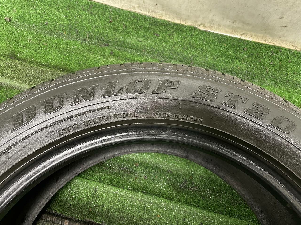 Комплект (2 шт) летних БУ шин Dunlop Grandtrek ST20 215/60 R17 38% износ CQU807788