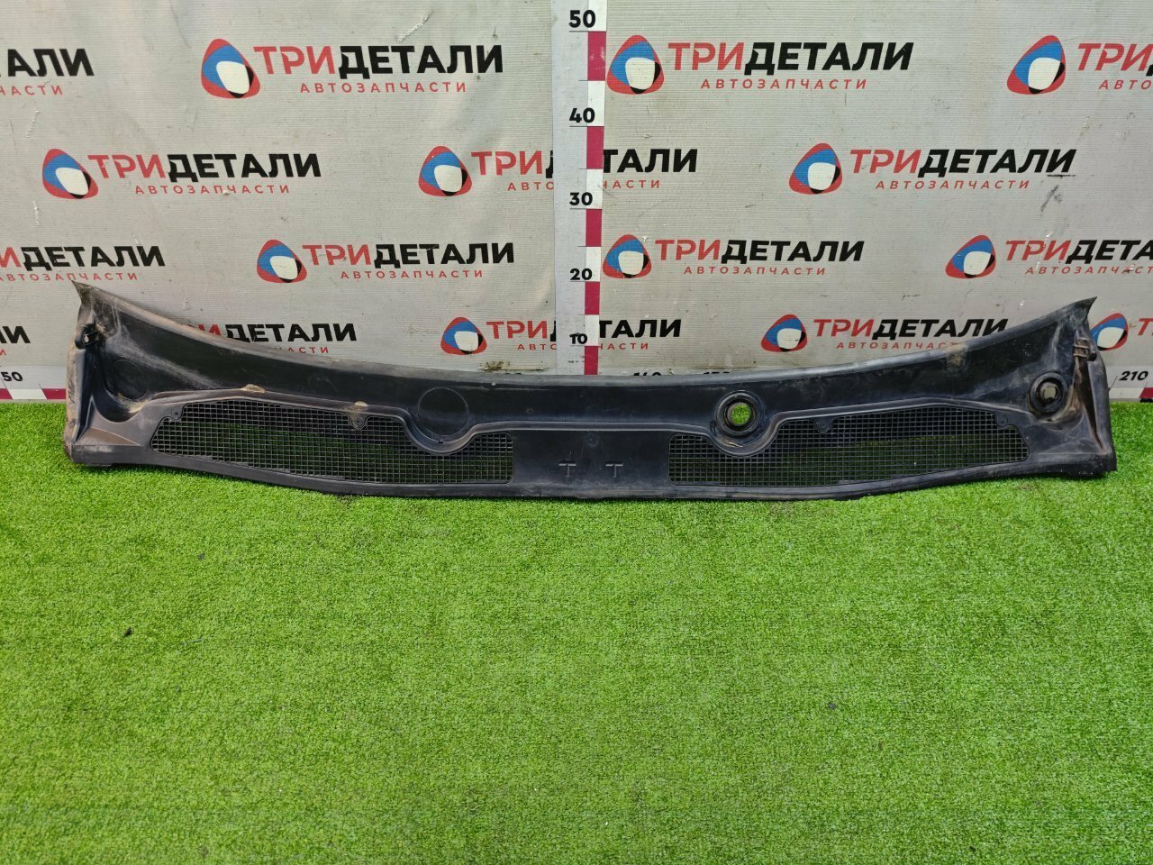 Решетка под лобовое стекло Renault Megane 1.5 K9KF830 2009 (б/у)