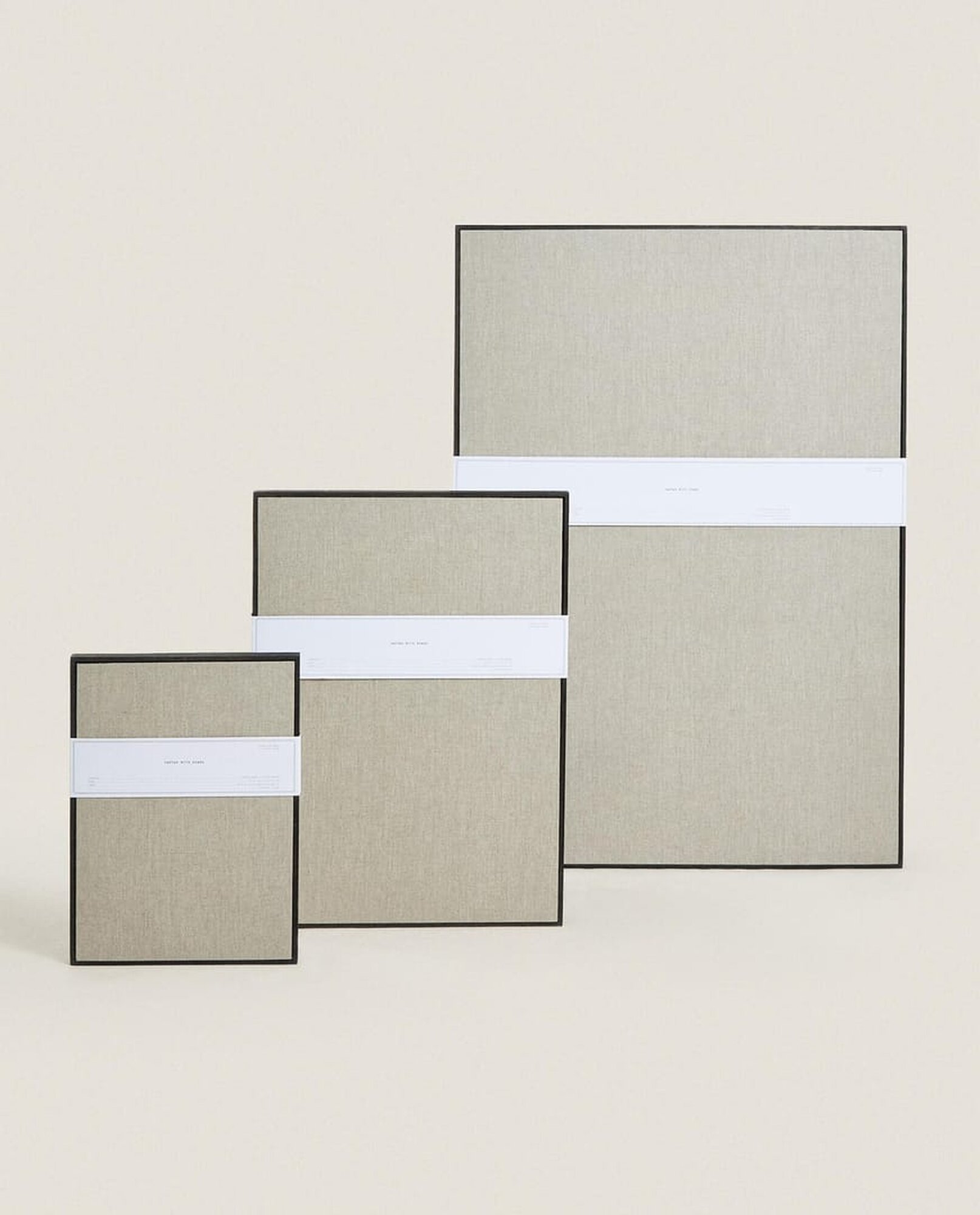 Фоторамка Zara Home Льняное полотно, коричневый, 62x44 см 6369/043/716-3