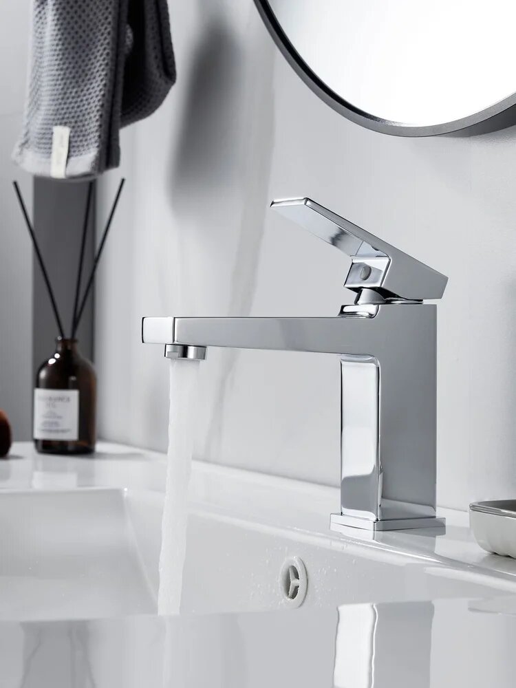 Смеситель для раковины Rose R2801, хром