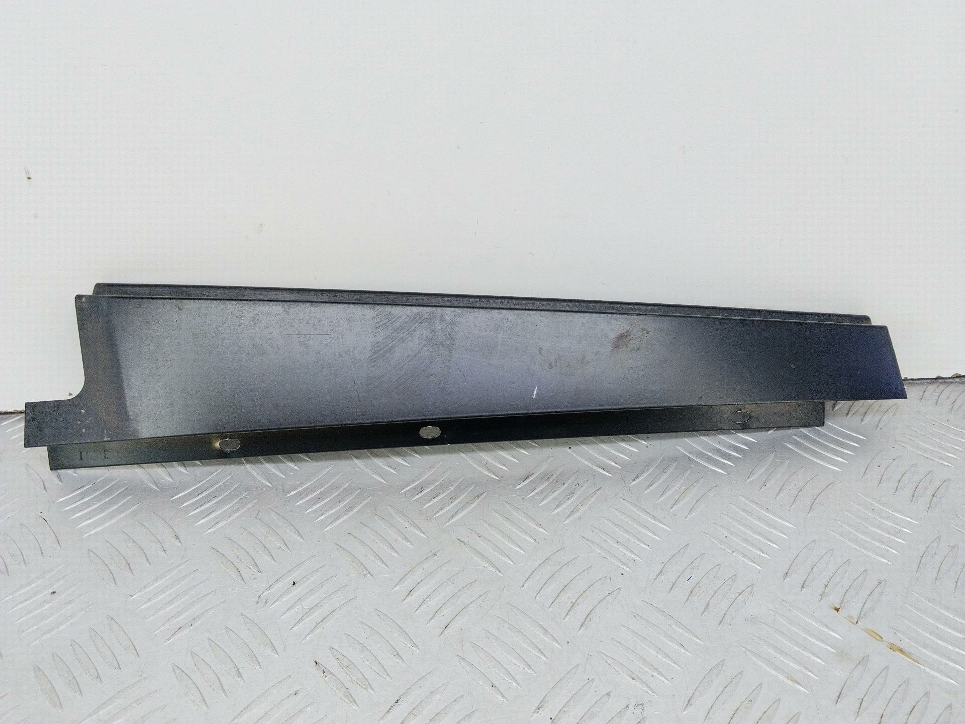 Накладка двери задней левой BMW 5 E60/E61 2006