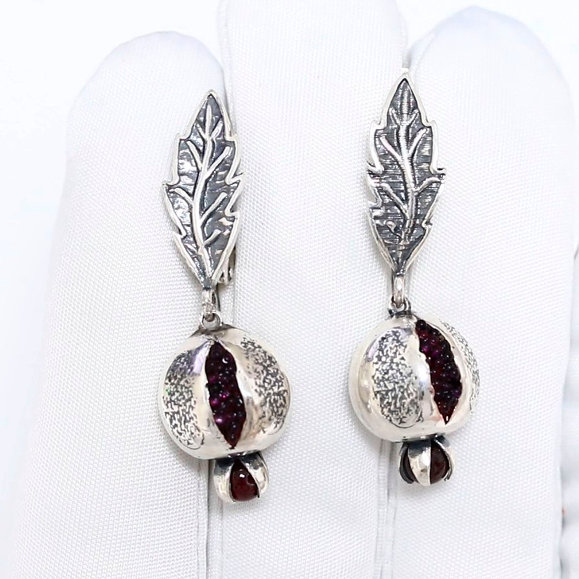 Серьги Diamant online, серебро, 925 проба, родирование, гранат