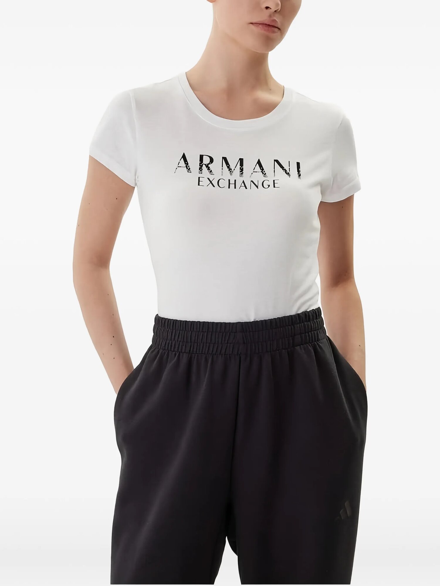 Футболка Armani Exchange, размер 44, белый