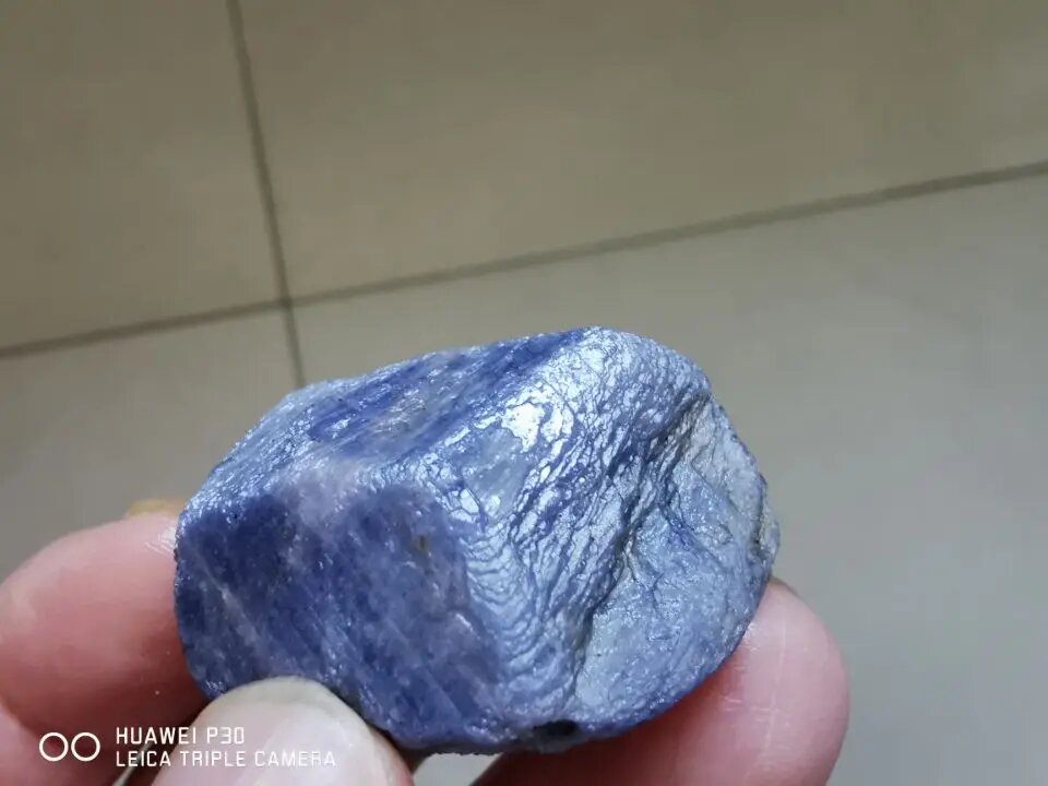 Сапфир природный фиолетовый, 72.4g(34mm)
