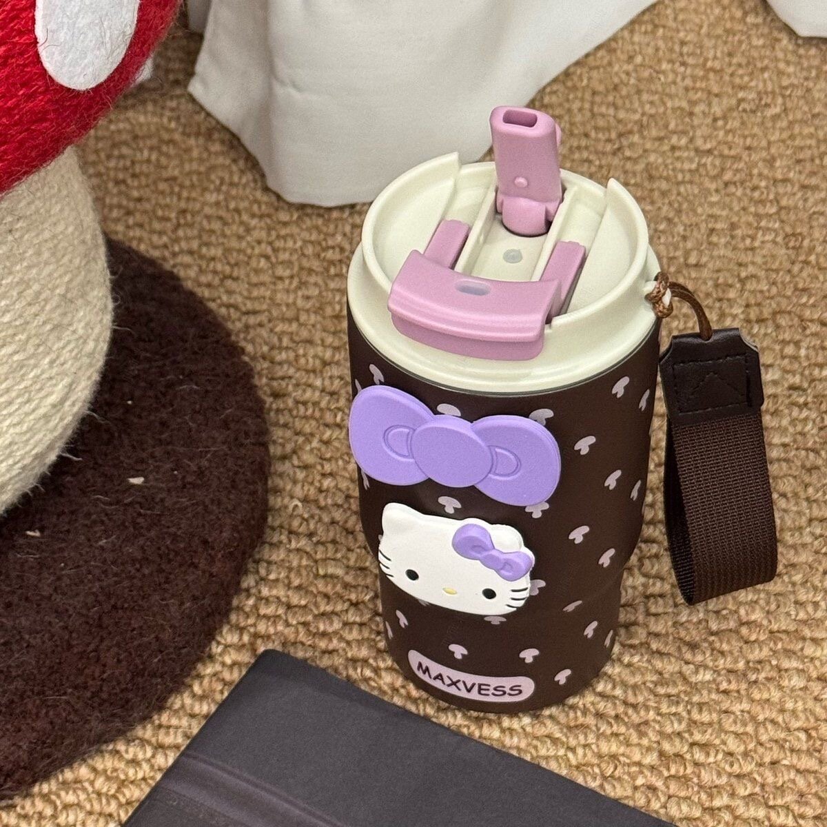 Стильный термос Hello Kitty из пищевой нержавеющей стали с соломинкой, удобно носить с собой.