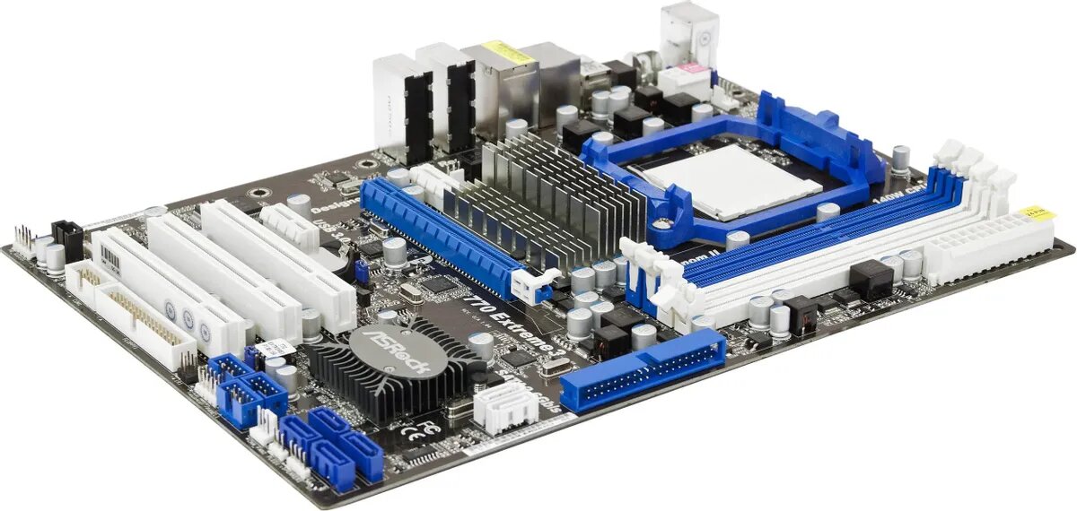 ASRock 770 Extreme3 (RTL) SocketAM3 AMD 770 PCI-E+GbLAN SATA RAID ATX 4DDR3 + заглушка
