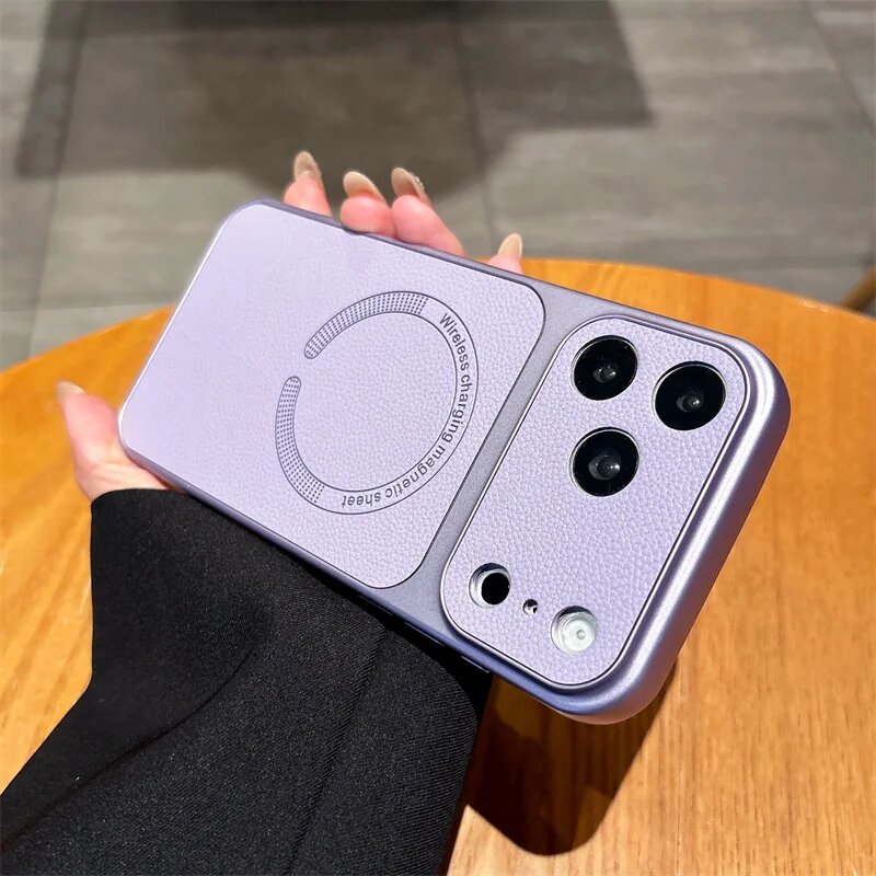 Фиолетовый чехол для iPhone 11 с MagSafe