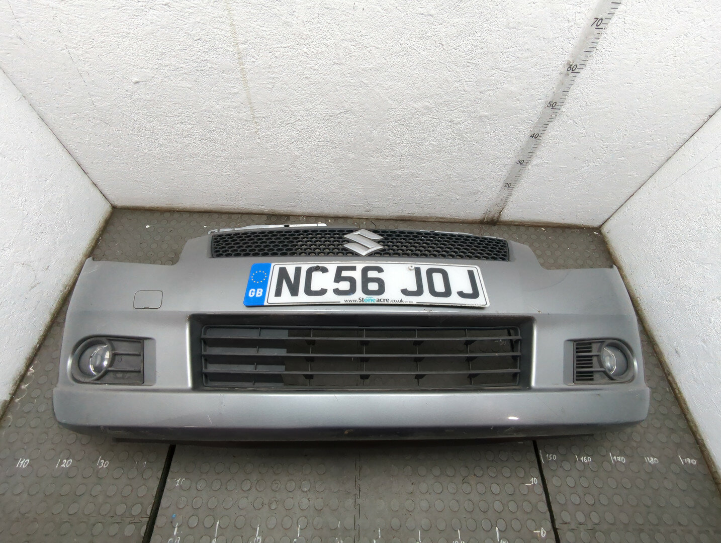 Бампер передний Suzuki Swift Б/У