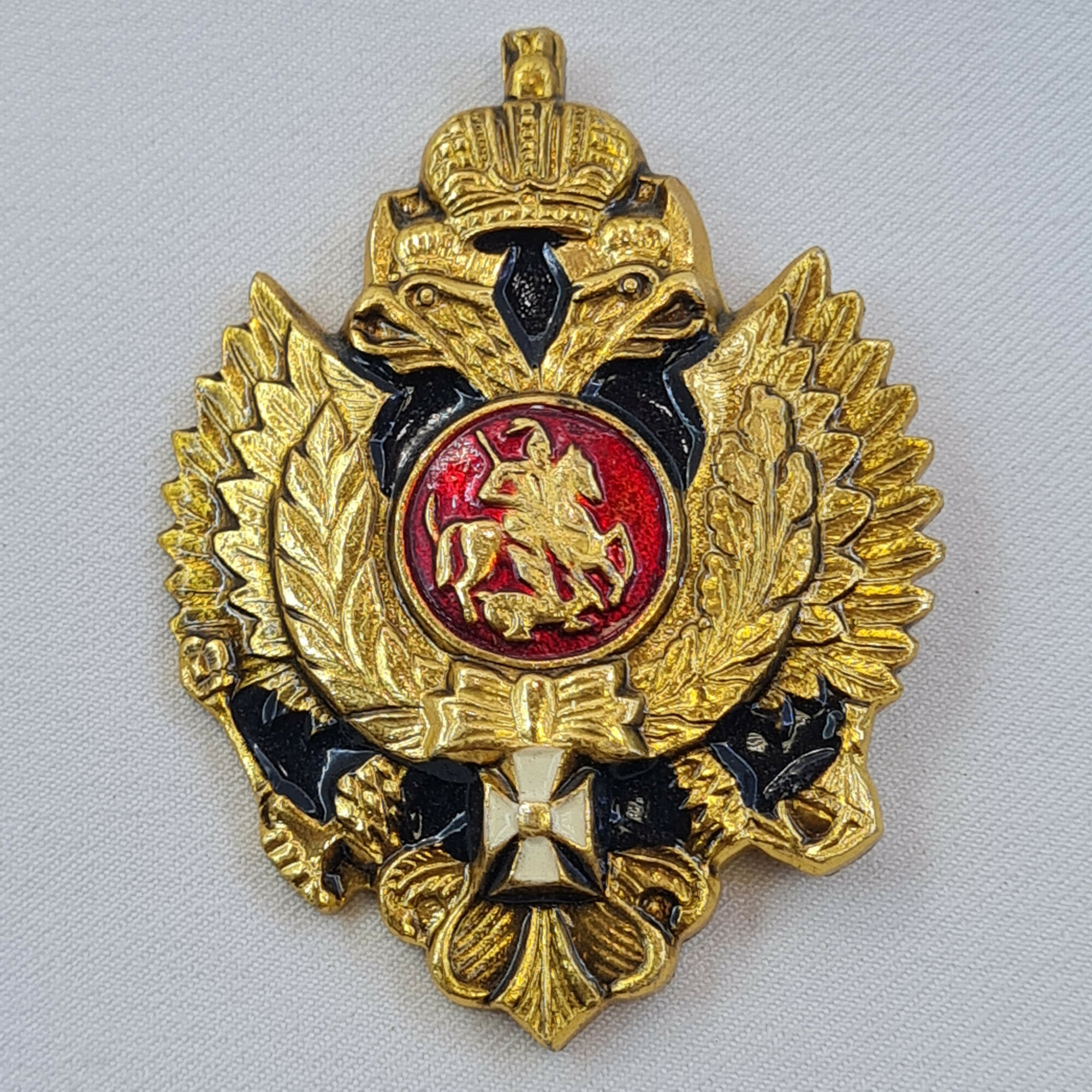Значок СССР. Георгий Победоносец, гербовая символика. Винтажный значек.