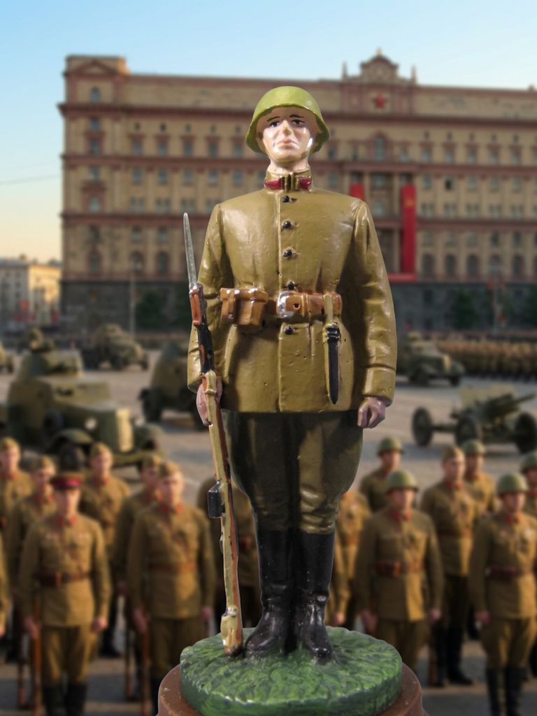 Оловянный солдатик Младший сержант ВВ НКВД в парадной форме, 1941-