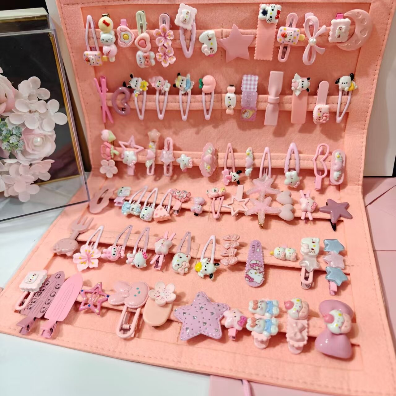 Набор заколок Hello Kitty Sanrio, для укладки, розовый, пластик50 слов
