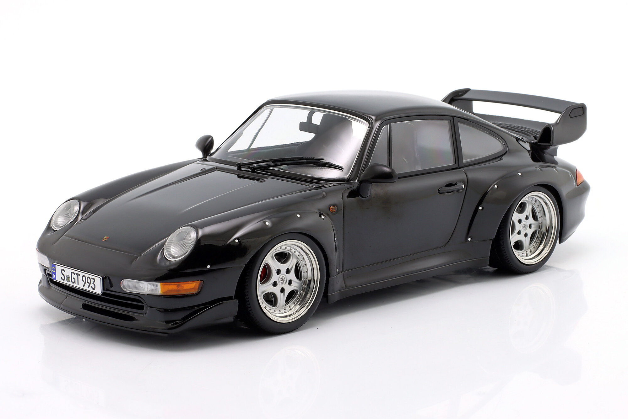 KK-SCALE Porsche 911 (993) GT2 with speedline rims 1996 black / порше 911 993 ГТ2 спидлине диски черный
