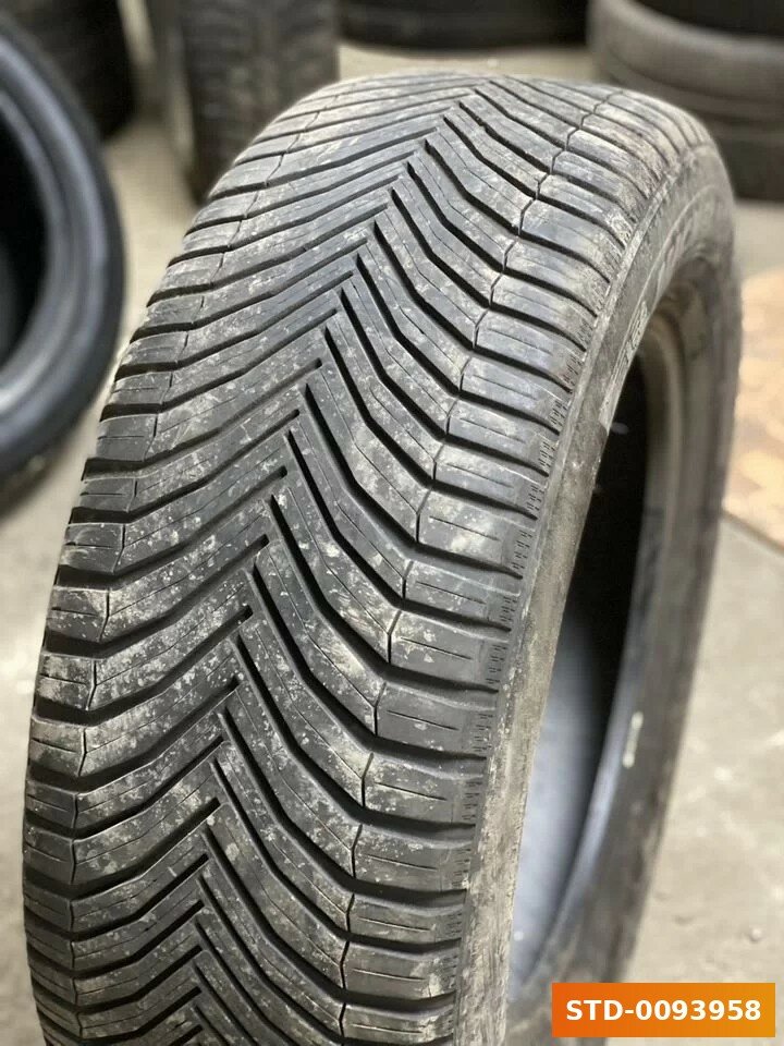 Летние шины Michelin CrossClimate SUV 265/60 R18 25% износ 4823610357