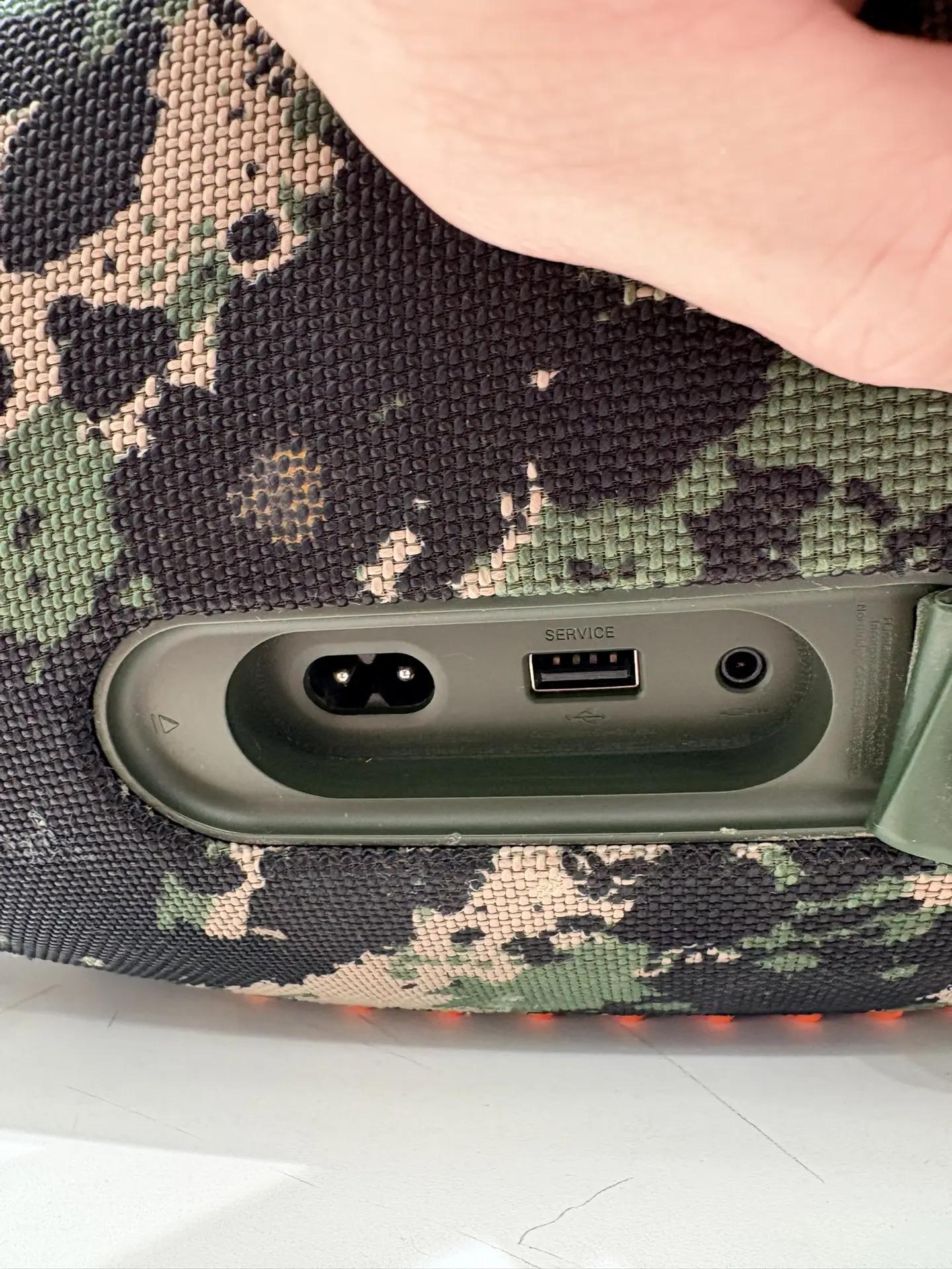 JBL Boombox 3 — фото 1