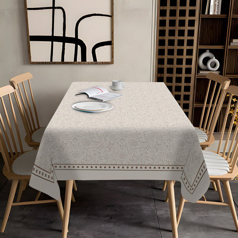 Бежевая скатерть с цветочным рисунком из полиэстера, размером 150x260 см