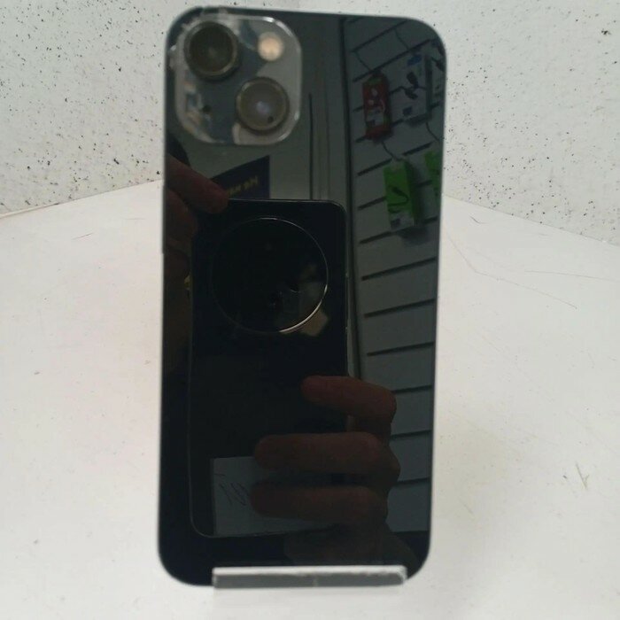 Смартфон Apple iPhone 13 4/256 Черный — фото 1