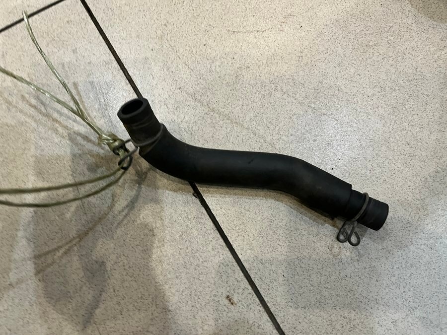Шланг отопителя от Toyota Corolla E150 2006-2013