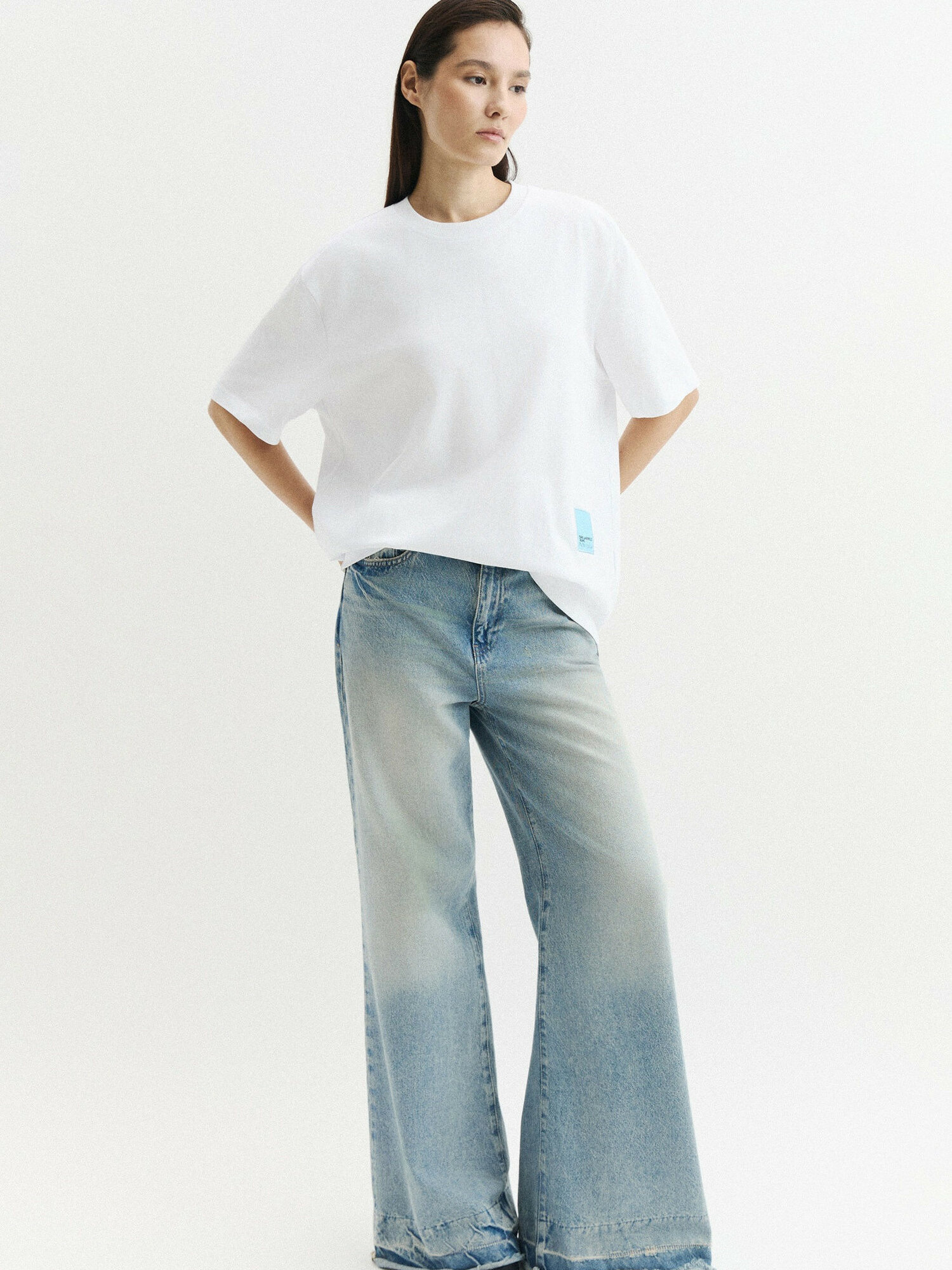 Футболка KARL LAGERFELD JEANS Pietro Terzini, 1 шт., размер M, белый — фото 1