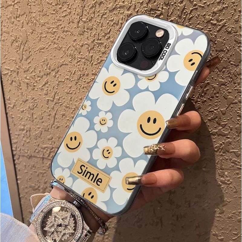 Чехол на поко ИКС 7 про / POCO X7 PRO белый с крупными улыбающимися ромашками на голубом фоне и нашивкой Simple Противоударный