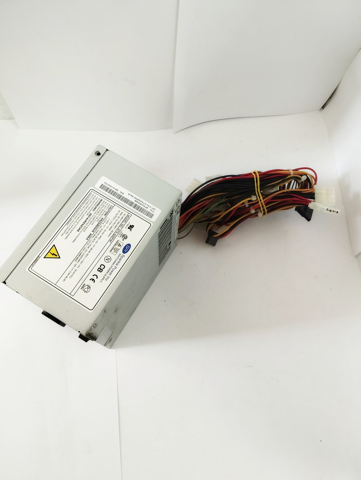 Блок питания FSP Group ATX-400PAF 400W 24+4pin