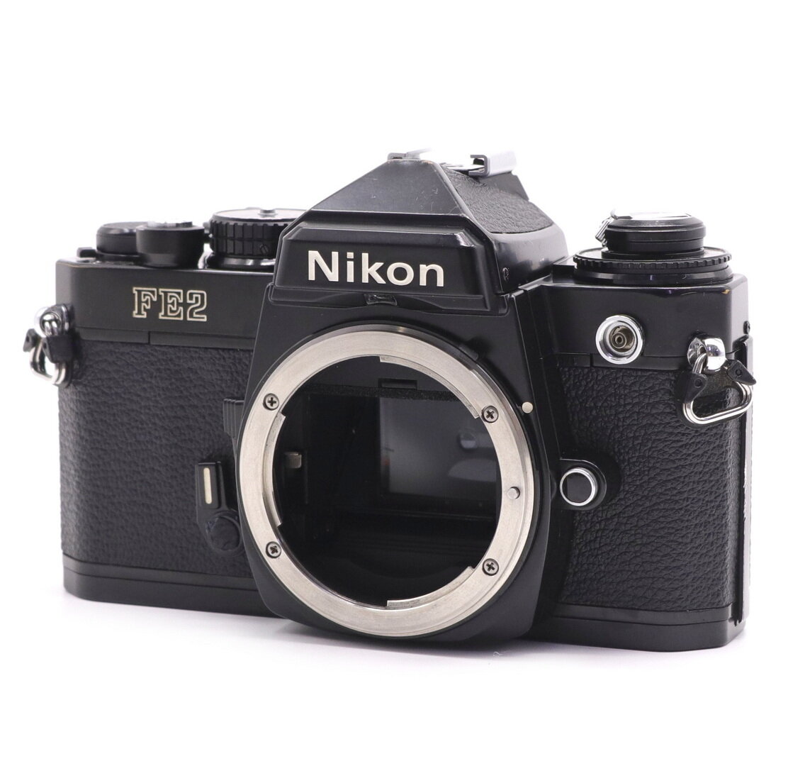 Пленочная зеркальная камера Nikon FE2 body