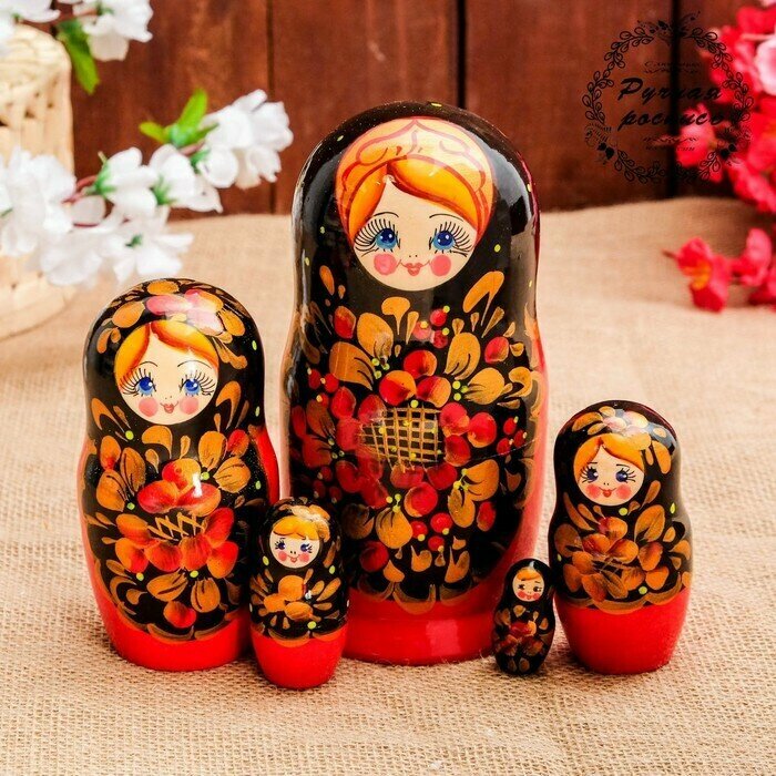 Матрёшка Рябинка , чёрный платок, 5 кукольная, 18 см