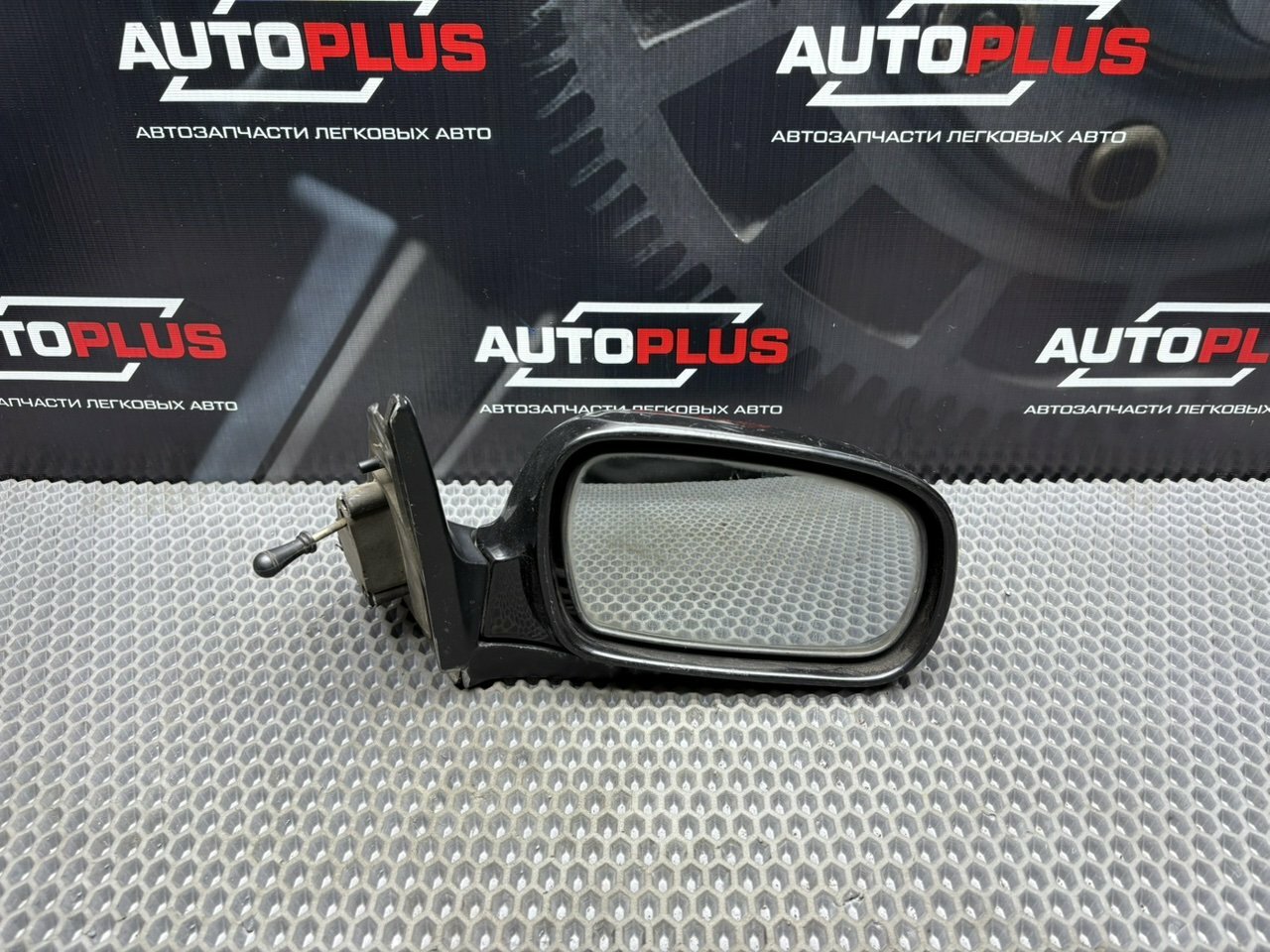 Зеркало боковое Правый Daewoo Nexia (1.6 F16D3) Б/У с пробегом Арт. 96082860