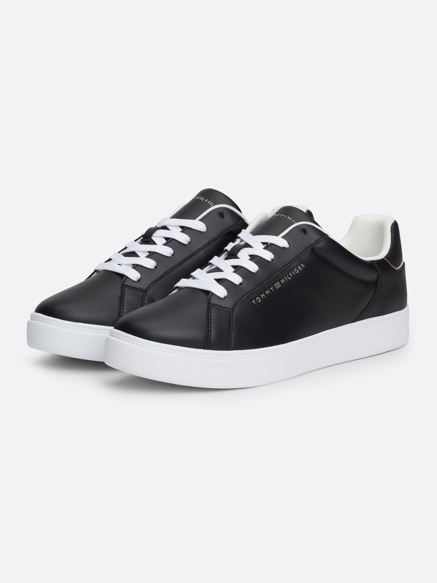 Кеды TOMMY HILFIGER ESSENTIAL COURT SNEAKER, размер 38 EU, черный — фото 1