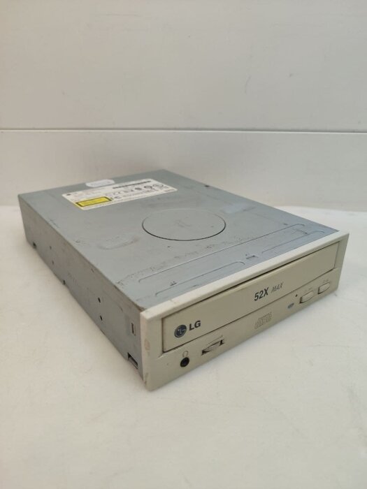 Читающий привод CD-ROM LG CRD-8521B IDE белый