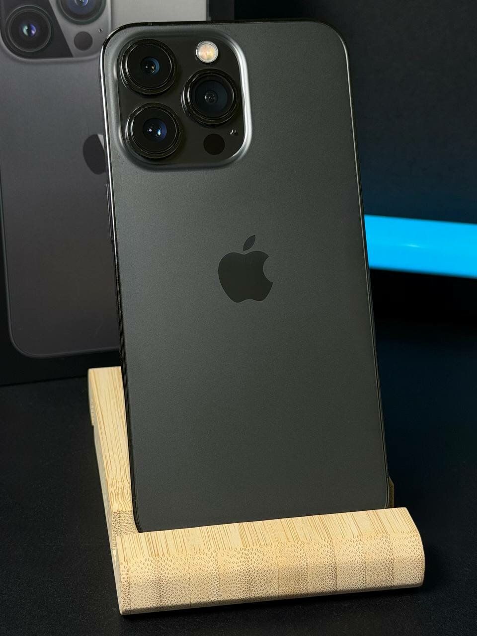 Смартфон Apple iPhone 13 Pro, 128 ГБ, nano-SIM + eSIM, черный