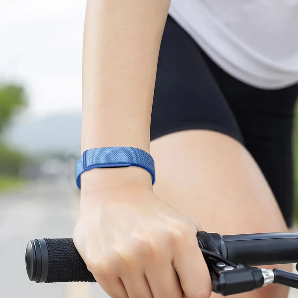 Спортивный датчик Google Fitbit Air (модель 2026 года), ремешок из нейлона, синий, 2 шт. — фото 1