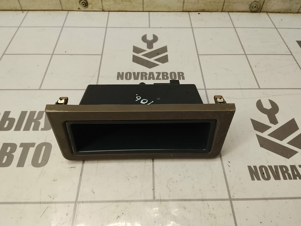 Бардачок Mitsubishi Pajero /Montero Sport (K9) 1998-2008