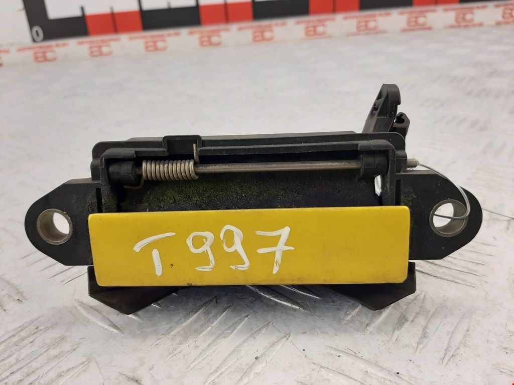 Ручка двери наружная задняя левая / 832354 4A0839205 4A0839207A для Audi A4 B5 (с пробегом)