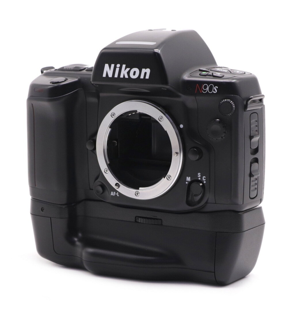 Фотокамера Nikon N90S body + Nikon MB-10
