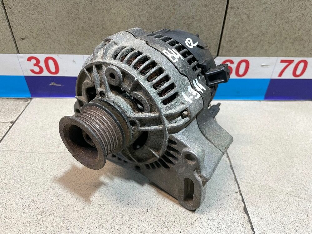 Генератор VW Passat B4