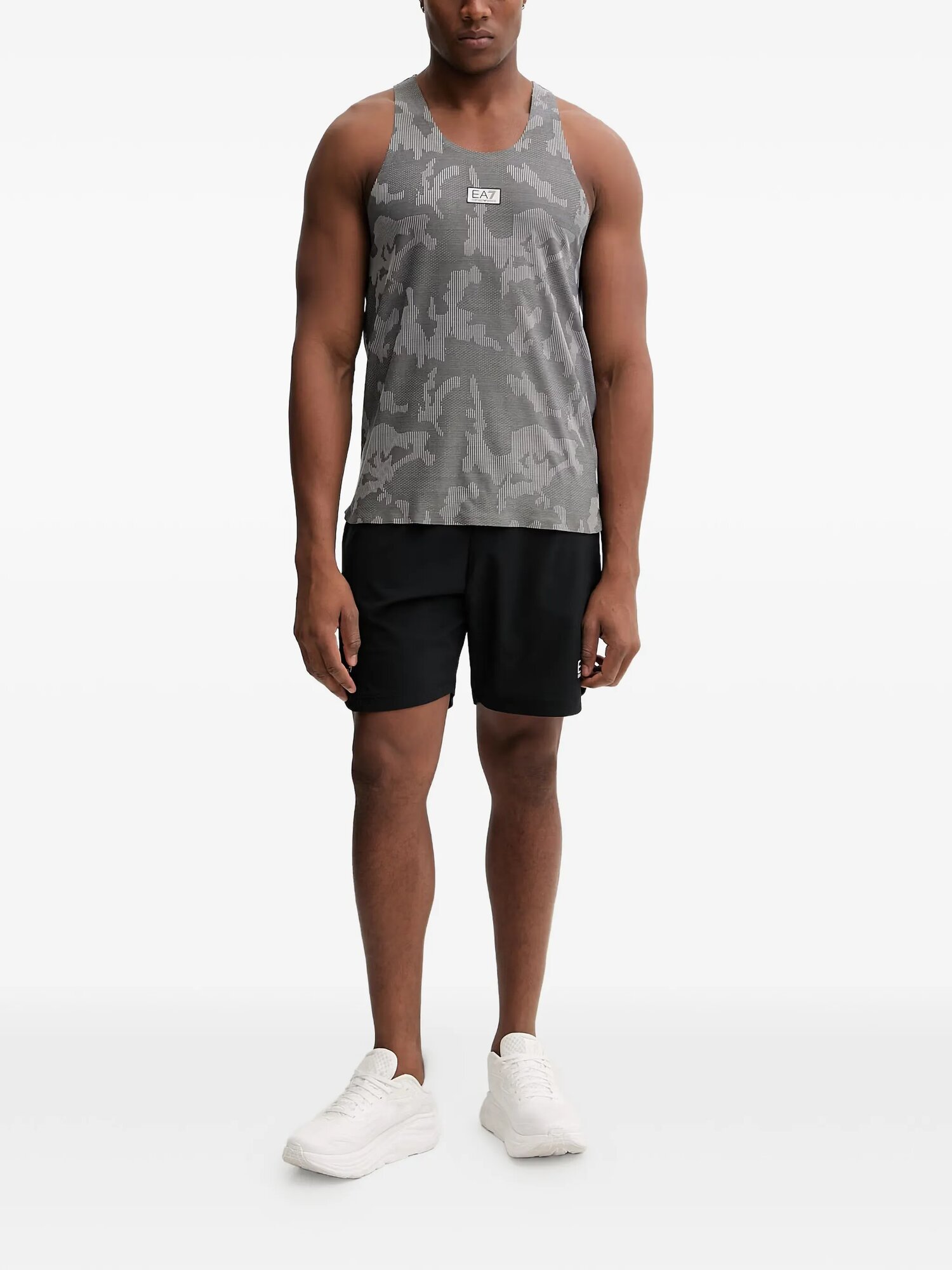 Топ EA7 EMPORIO ARMANI Dynamic Athlete, размер 48 — фото 1