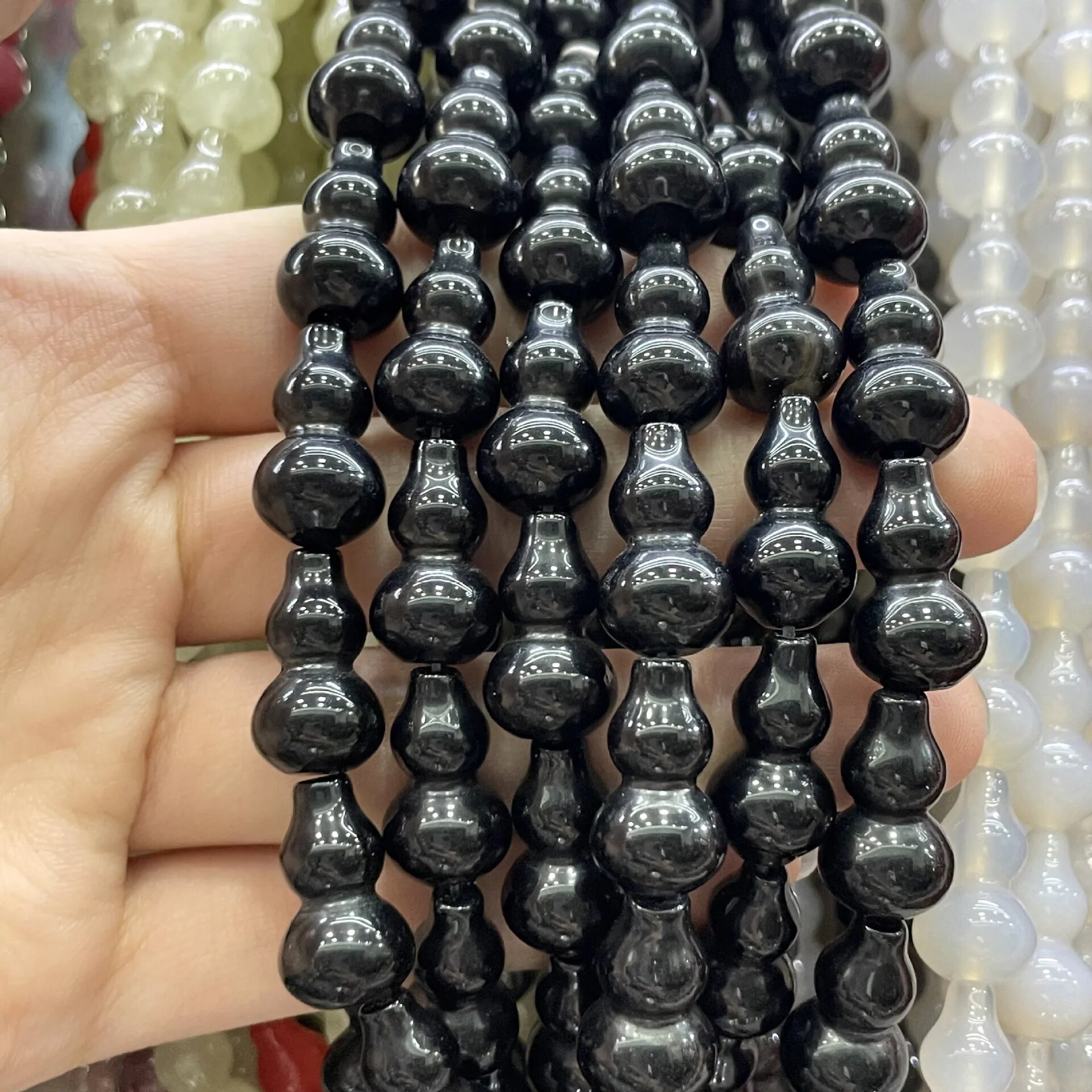 Натуральные агат кристаллы бусины DUTRIEUX 10x18 мм Черный, Black Onyx