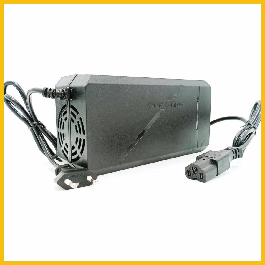Зарядное устройство для электровелосипеда 5А / 60V / PIN / OUTPUT 67,2V Li-ION