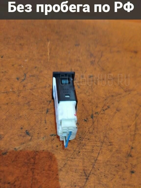 Кнопка Перед с пробегом Toyota Estima Lucida CXR10G