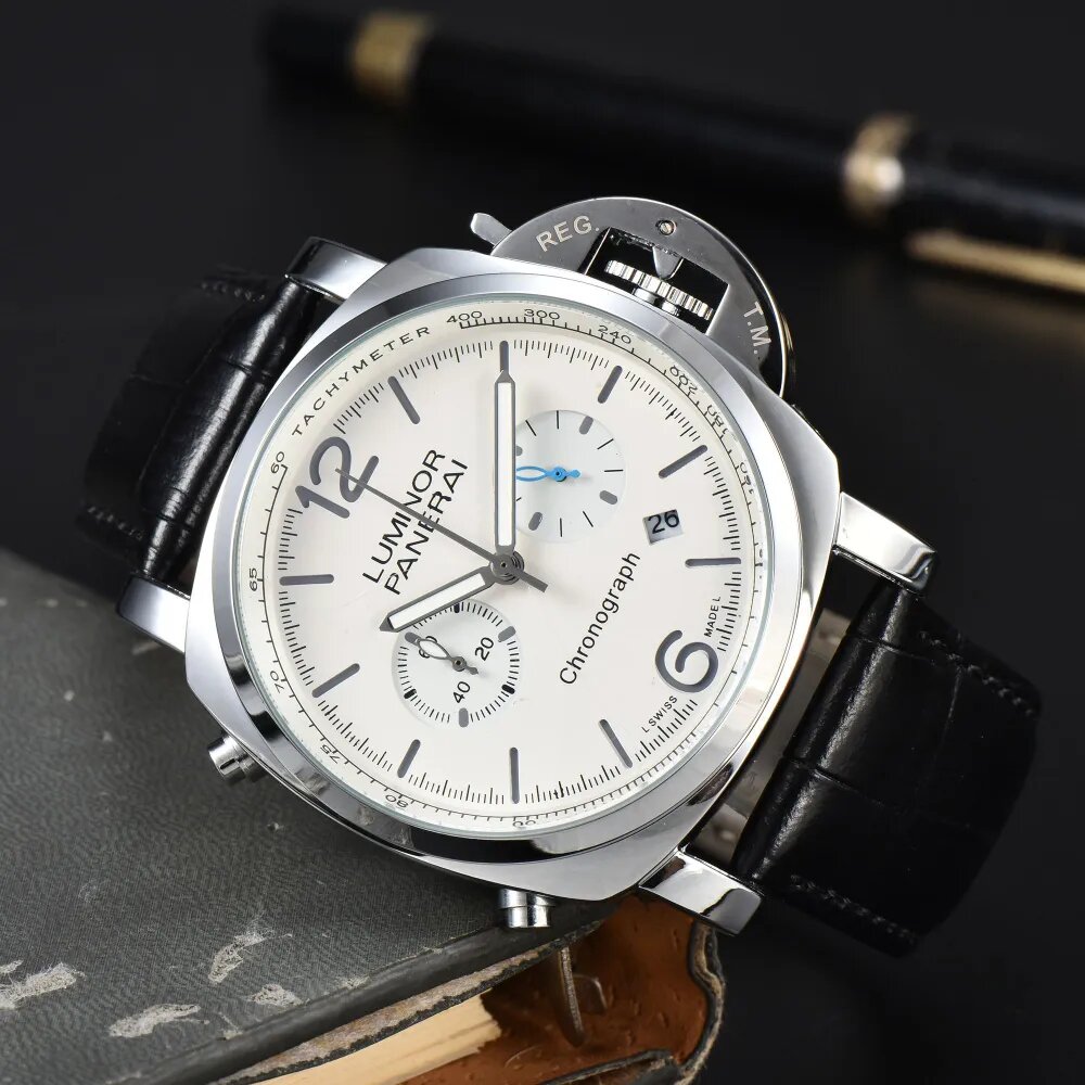 PANERAI Часы наручные Кварцевые