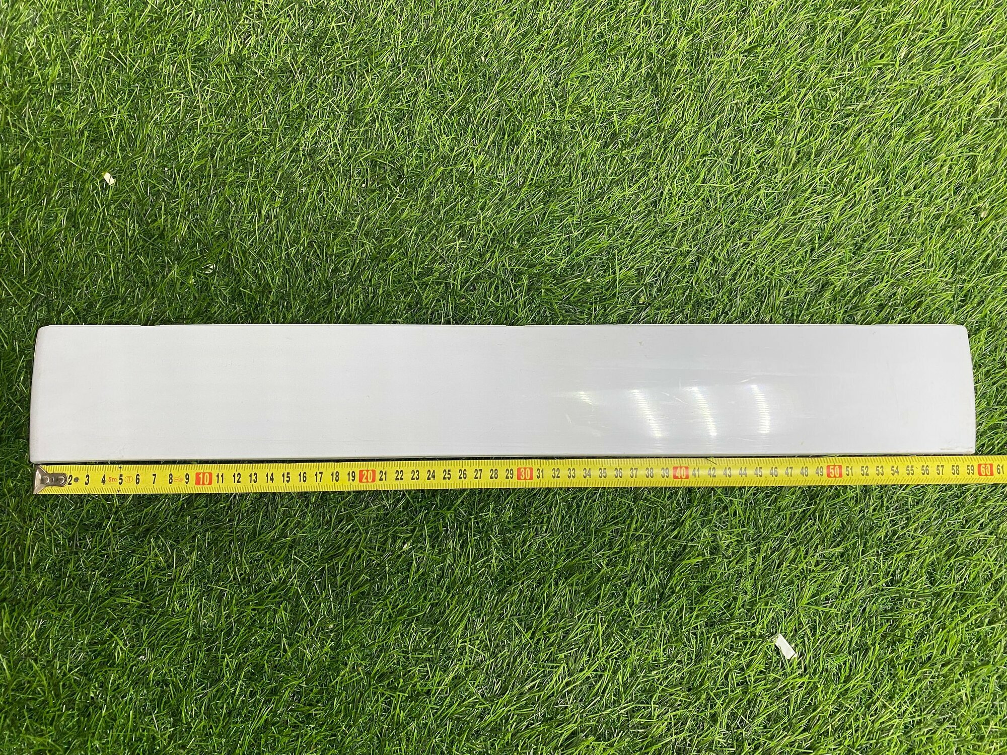 Нижняя (цокольная) панель стиральной машины INDESIT ARISTON RSM601W 250006334. Товар уцененный