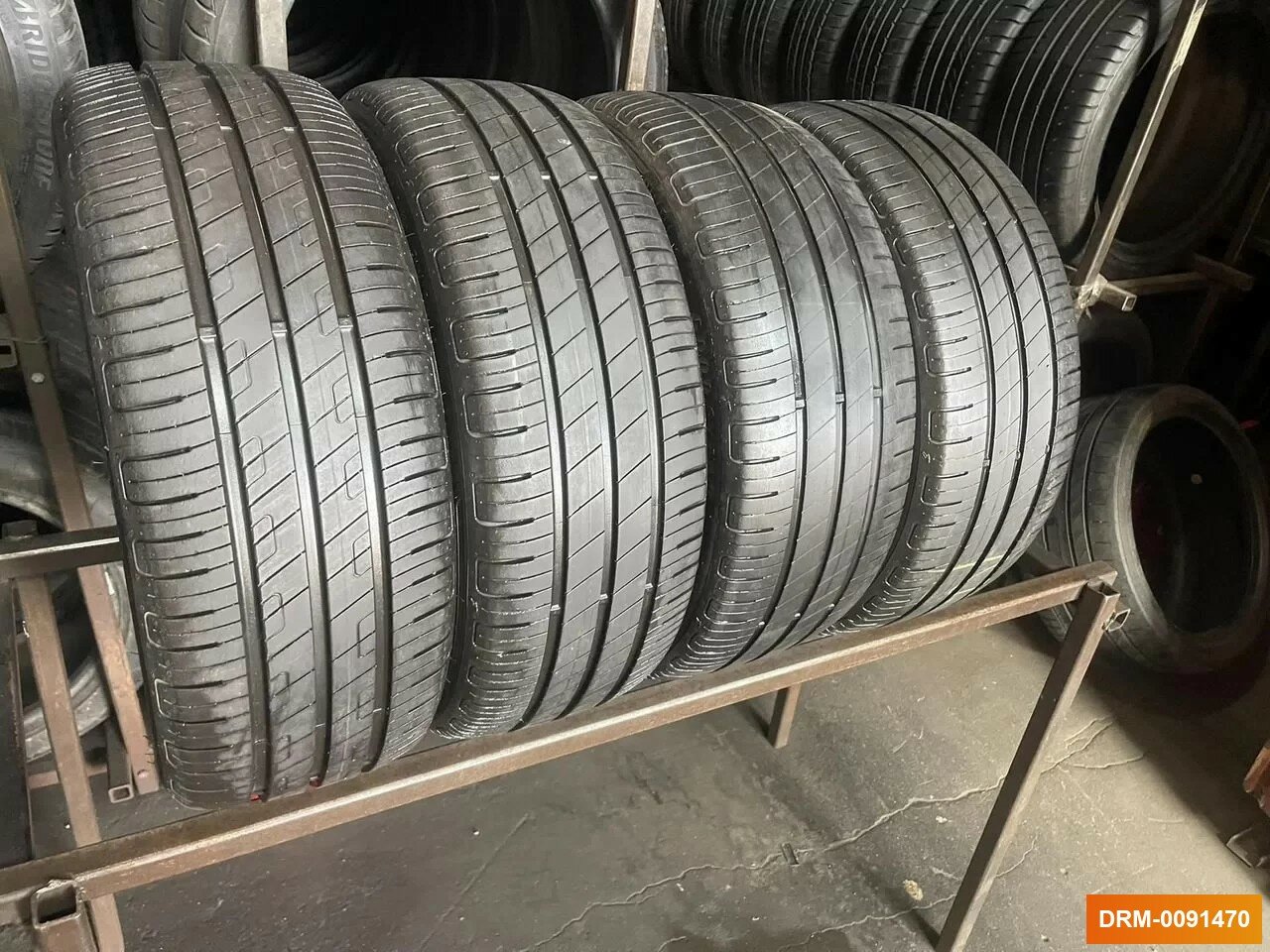 Комплект (4 шт) летних БУ шин Goodyear EfficientGrip Performance 195/55 R16 35% износ 8188800466