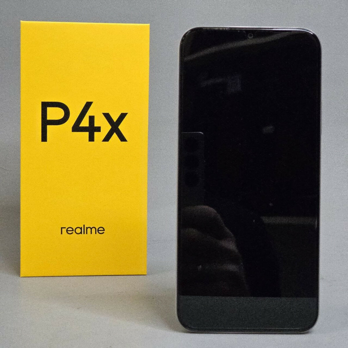 Смартфон realme P4х 4/256 ГБ RU, Dual nano SIM, бежевый