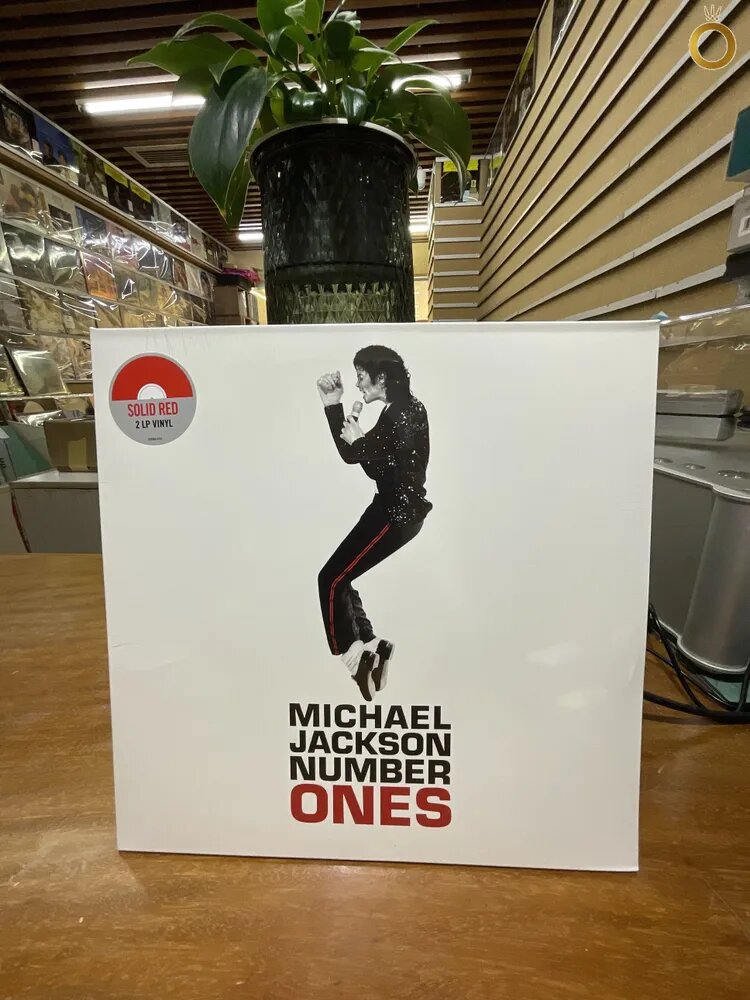 Michael Jackson Number Ones - Solid Red Vinyl 2LP . Классический альбом Майкла Джексона "Номера один" на красном виниле, двойной 2LP