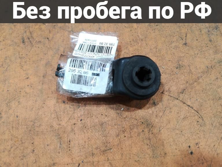 Крепление радиатора с пробегом Toyota Allex NZE121
