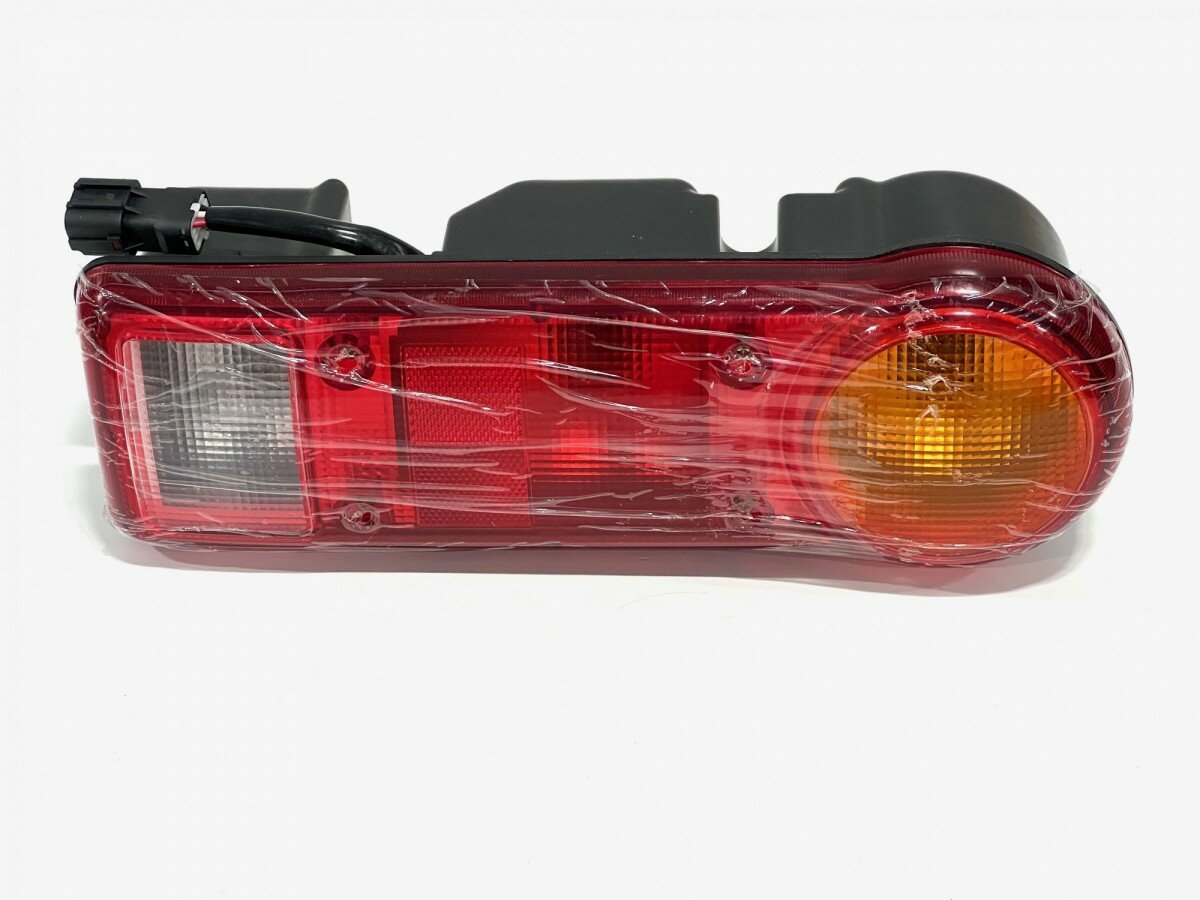 21EA-30450 Фара задняя HYUNDAI