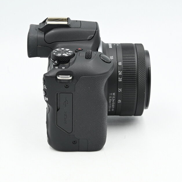 Беззеркальный фотоаппарат Canon EOS R100 Kit 18-45mm IS STM