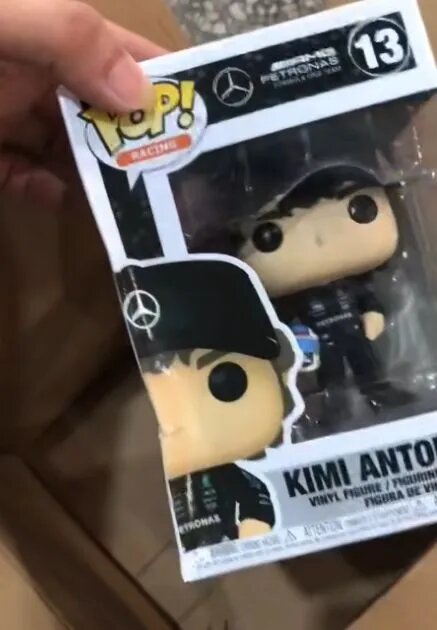 Фигурка Funko POP! Mercedes-Benz team Italian driver F1 Kimi Antonelli #13 Box Damage